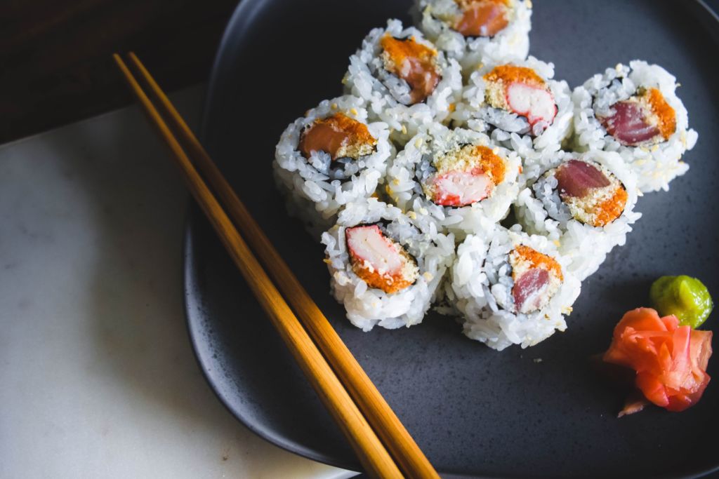 10 restaurantes para pedir sushi (de la mejor calidad) a domicilio en ...