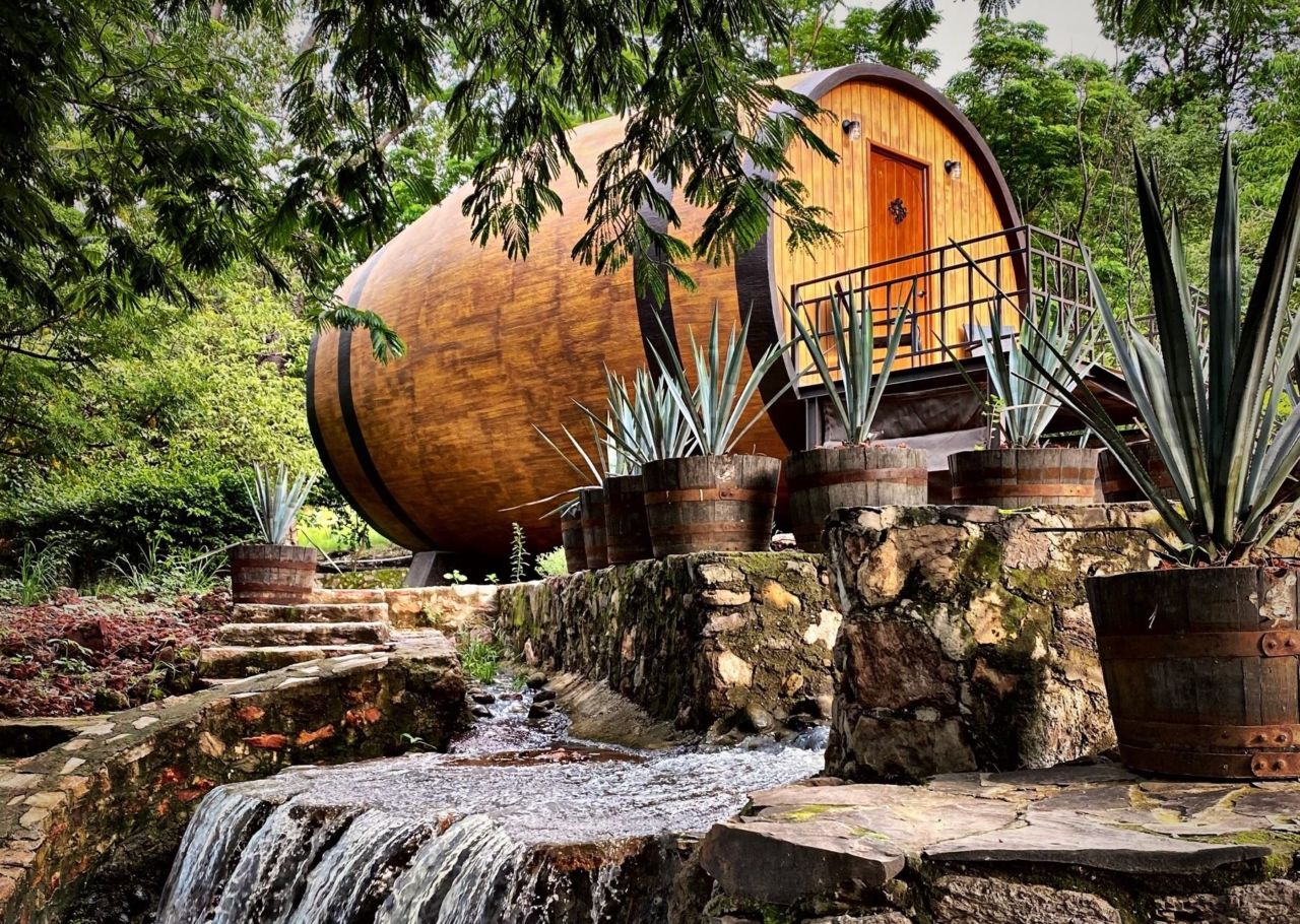 5 preciosos hoteles temáticos en México para los fanáticos de los ‘drinks’