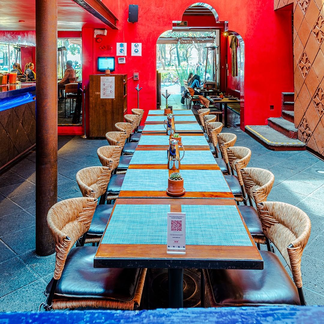 7 Locales Para Ir Por Mezcal Y Botanas Mexicanas En La Cdmx