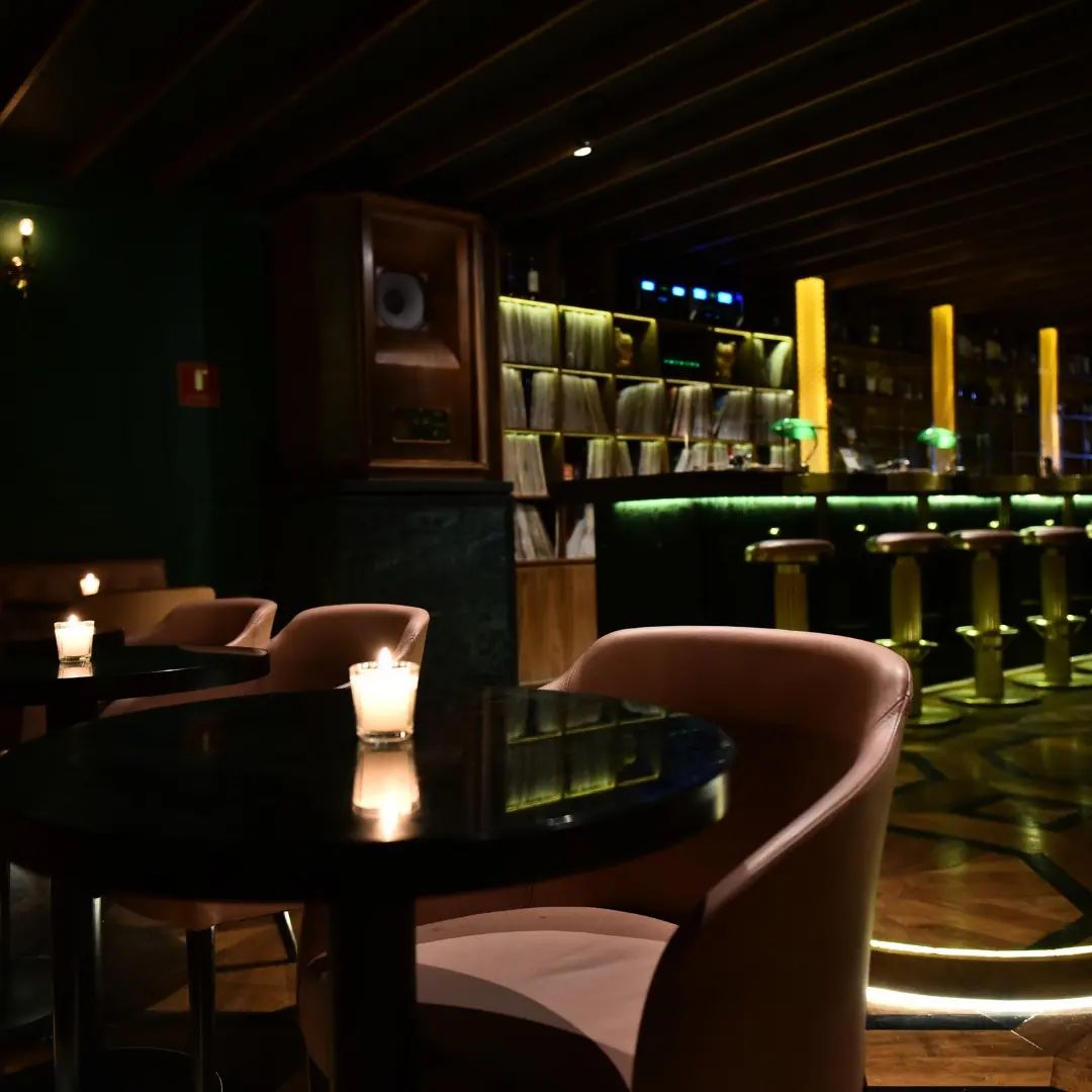 5 listening bars para amantes de la buena música (y grandes ‘drinks ...